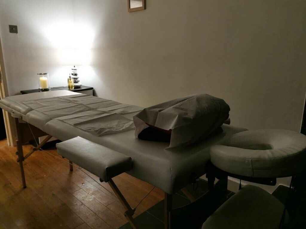 One 2 One Massage Swansea Pamperdeck